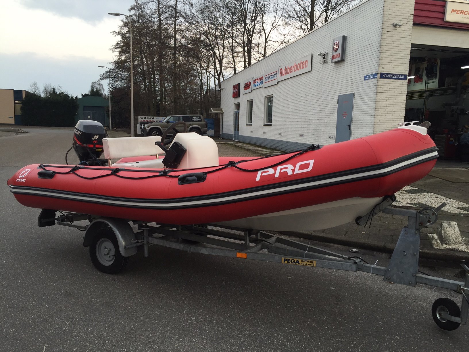 Zodiac Pro 470 voorzien van nieuwe tube - Hebor Watersport
